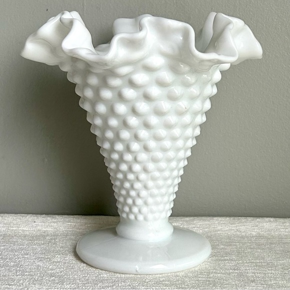 Fenton | Accents | Vintage Fenton Hobnail Ruffle Vase | Poshmark